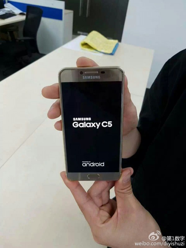 Galaxy C5 實機照曝光 - Qooah
