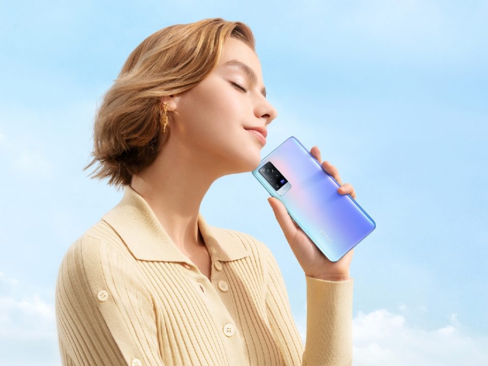 全球最薄 5G 手機，vivo X60 官方公開渲染圖 - Qooah